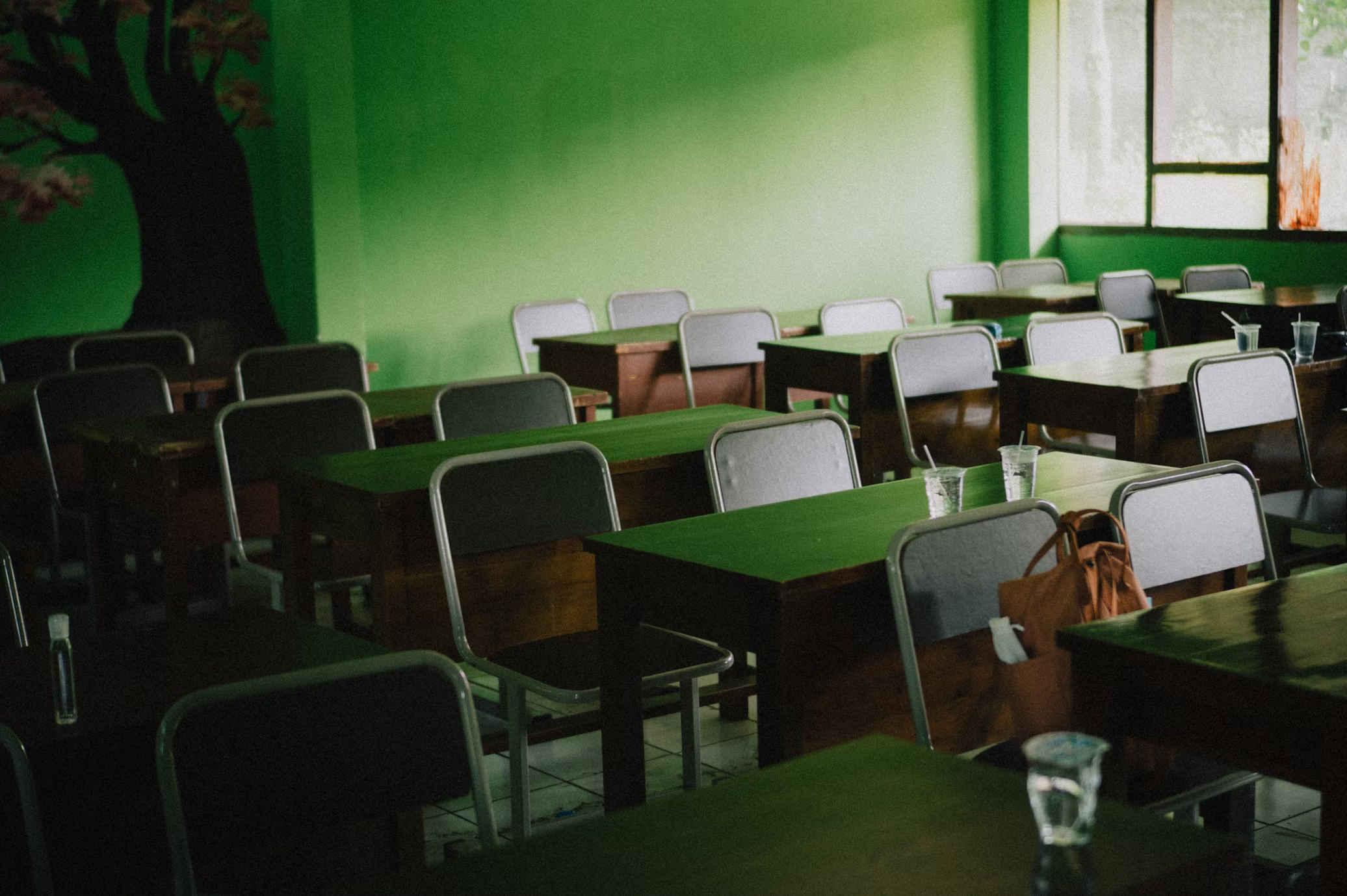 Two Auckland schools locked-down after separate incidents - Daily ...