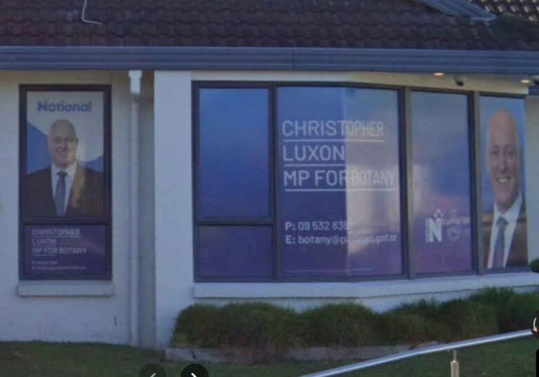 Fire at Luxon’s electorate office treated as suspicious - Daily ...