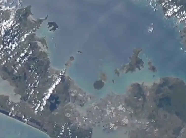 Watch: ISS flyover of North Island - Daily Telegraph NZ