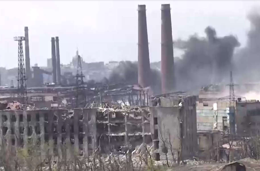 Watch: Fighting resumes at Azovstal plant - Daily Telegraph NZ