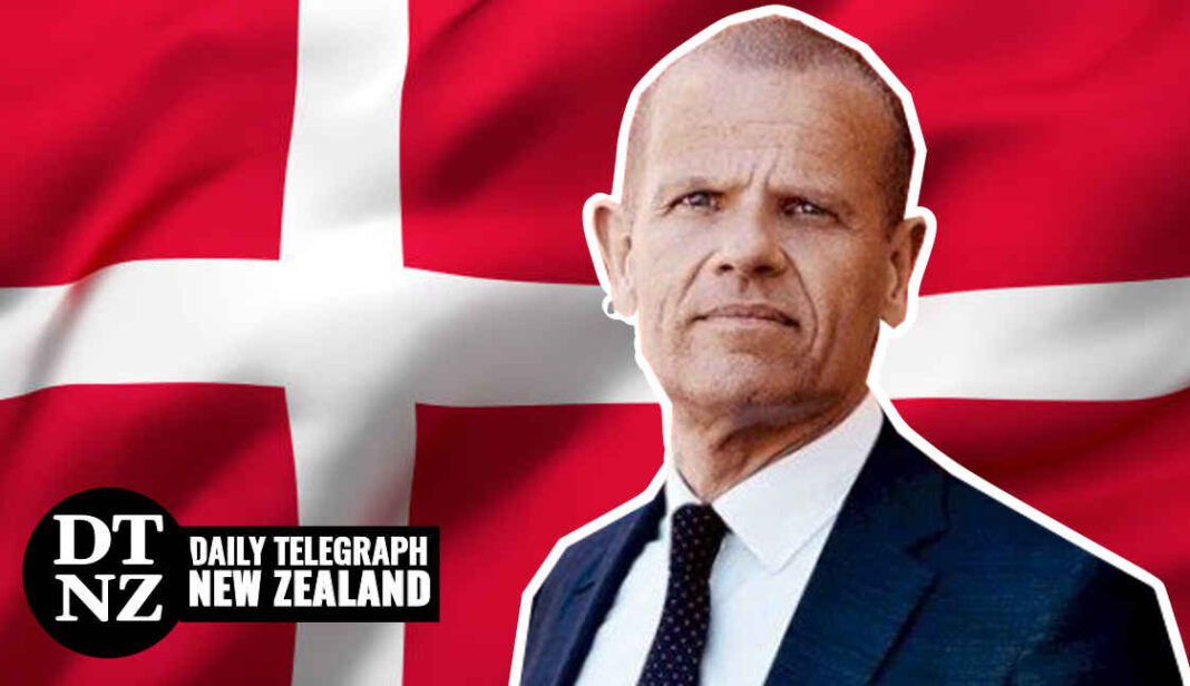 Spy agency chief charged over top-secret leaks - Daily Telegraph NZ