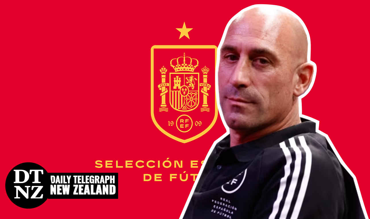 Fifa Bans Kissing Spanish Football Executive Daily Telegraph Nz