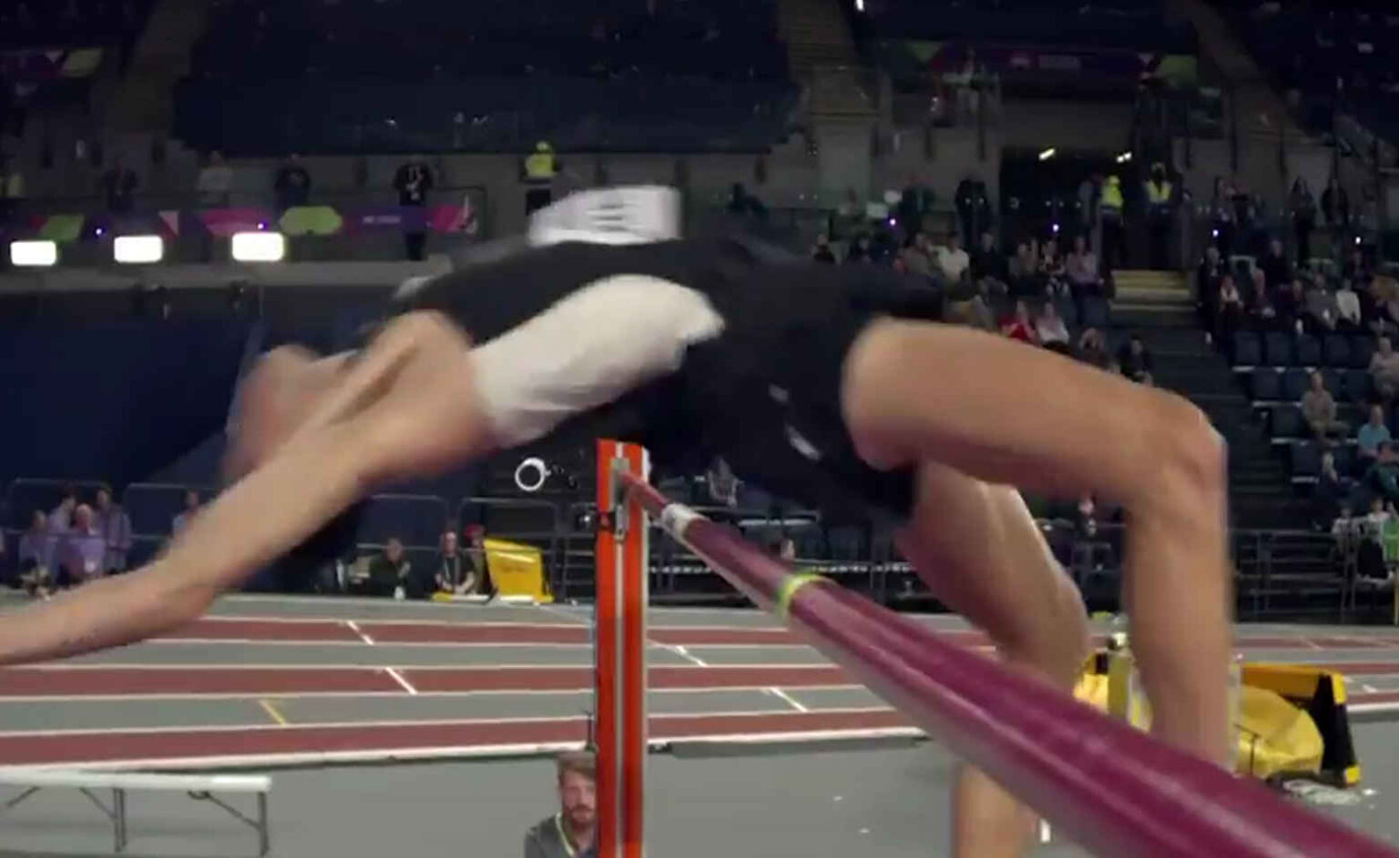 Kiwi Hamish Kerr wins high jump gold at World Indoor Champs - Daily ...