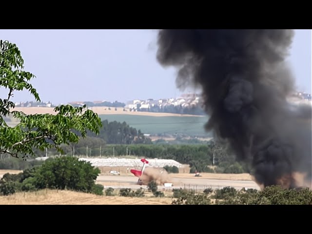 Watch Collision At Airshow Leaves One Pilot Dead Daily Telegraph Nz