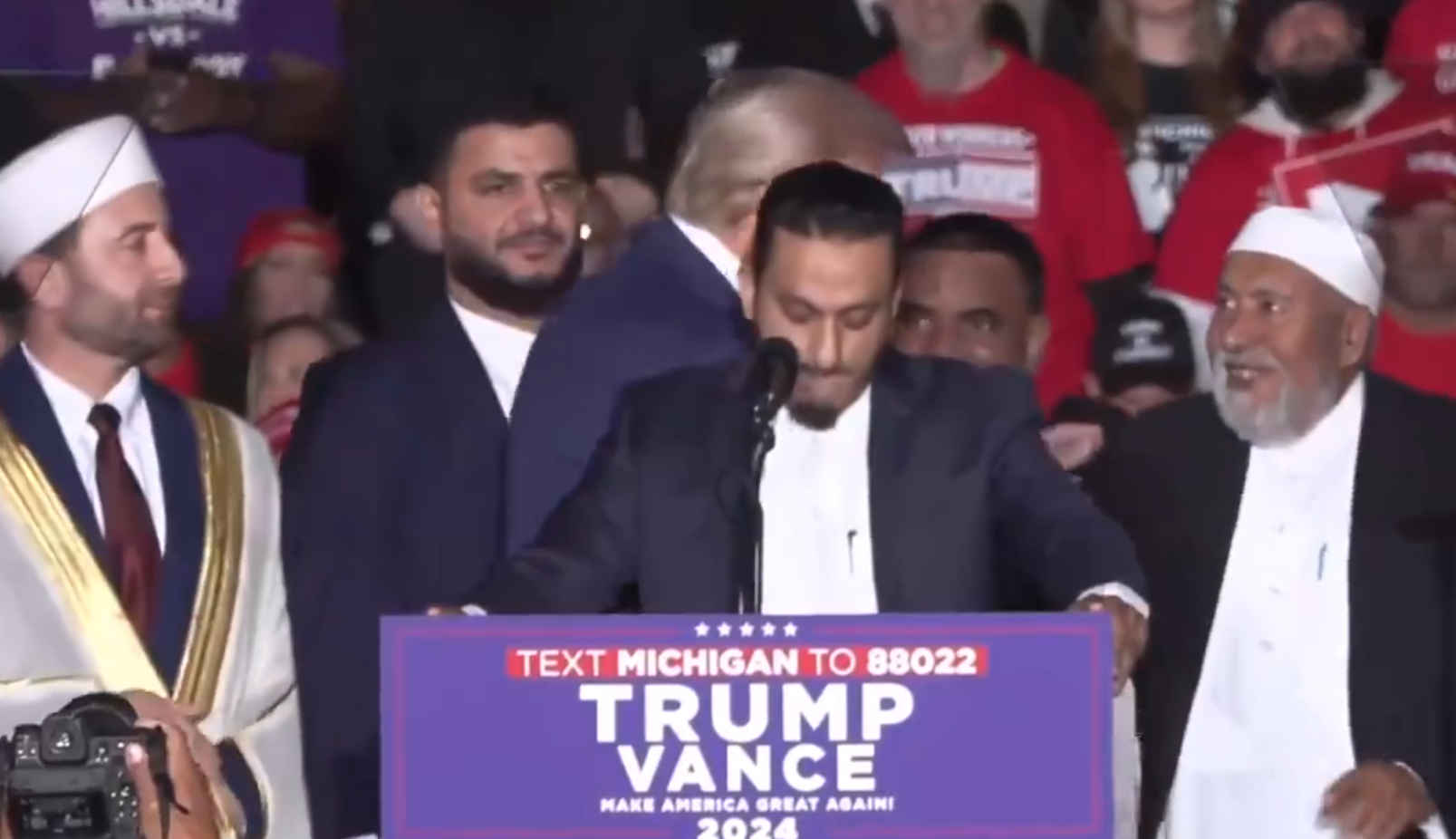 Prominent Muslim leaders and Arab mayors in Michigan endorse Trump ...