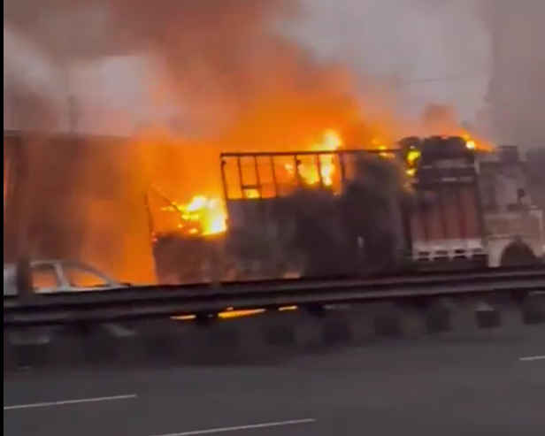 Massive gas tanker explosion in India kills 14 (Video) - Daily Telegraph NZ