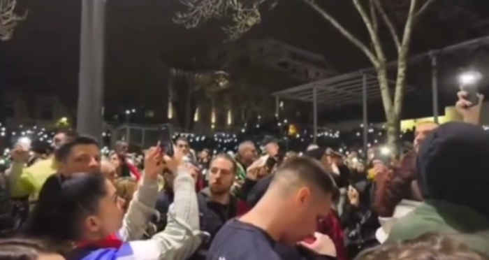 Serbian protesters claim police used ‘acoustic weapons’ - Daily ...