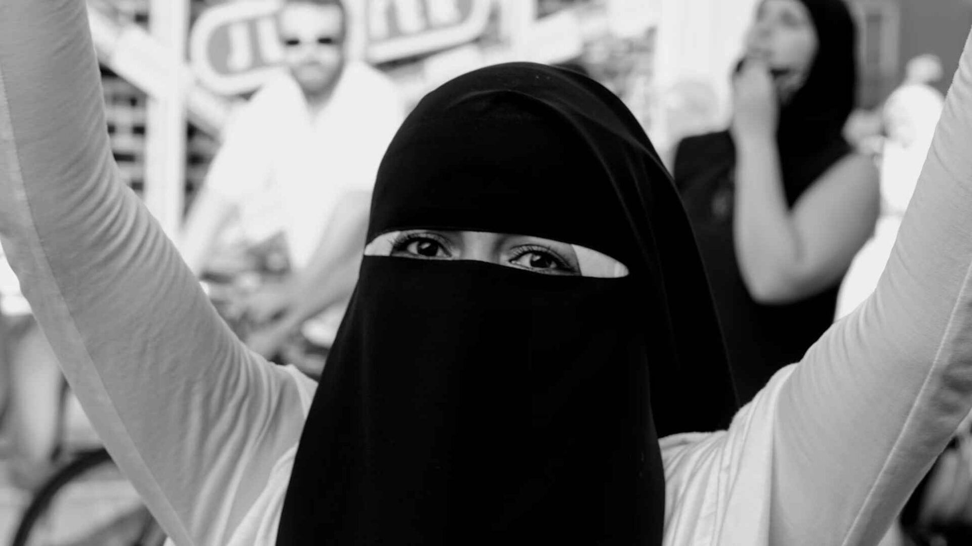 Switzerland issues first ‘burqa ban’ fine - Daily Telegraph NZ