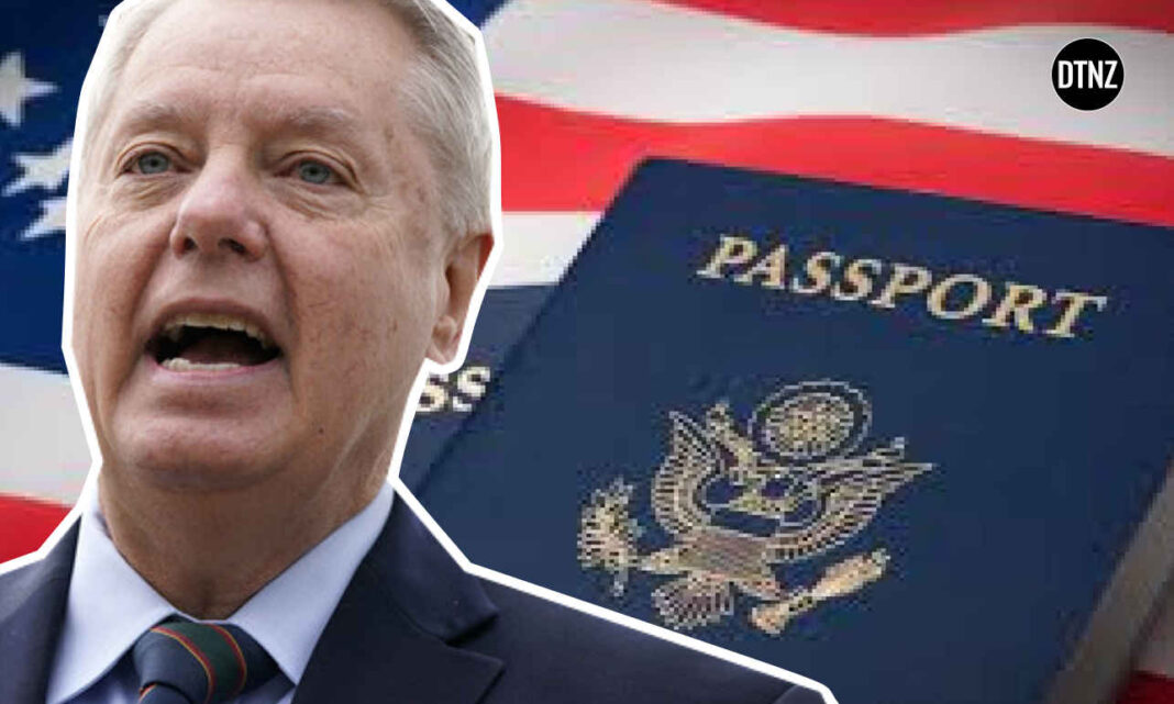 Bannon calls for seizure of Lindsay Graham's passport - Daily Telegraph NZ