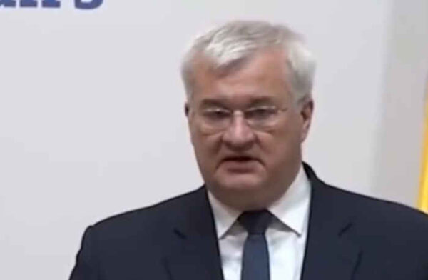 Ukrainian FM rejects Trump’s peace suggestion - Daily Telegraph NZ
