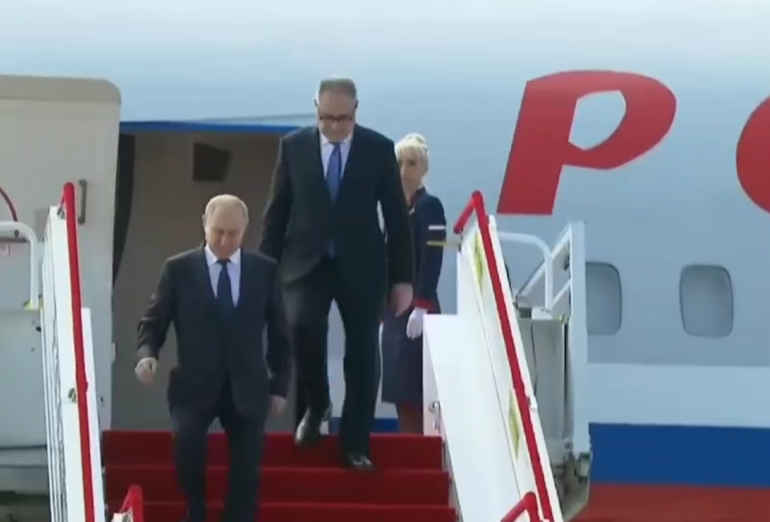 Putin arrives in China for SCO summit and Victory Day (VIDEO) - Daily ...