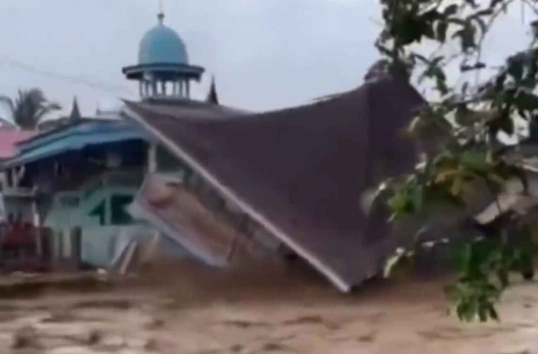 Monsoon chaos leaves hundreds dead and millions displaced across ...