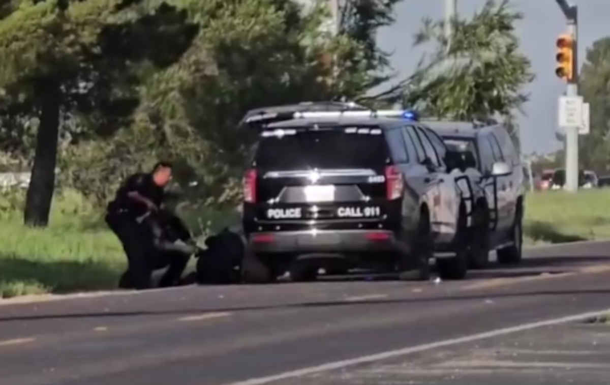 Texas shooting spree leaves one dead, 11 injured before gunman dies in ...